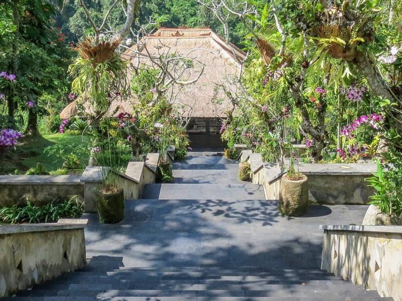 Black Bali Lava Stone - Feels Bali with stone | Bali Natural Stone Supplier