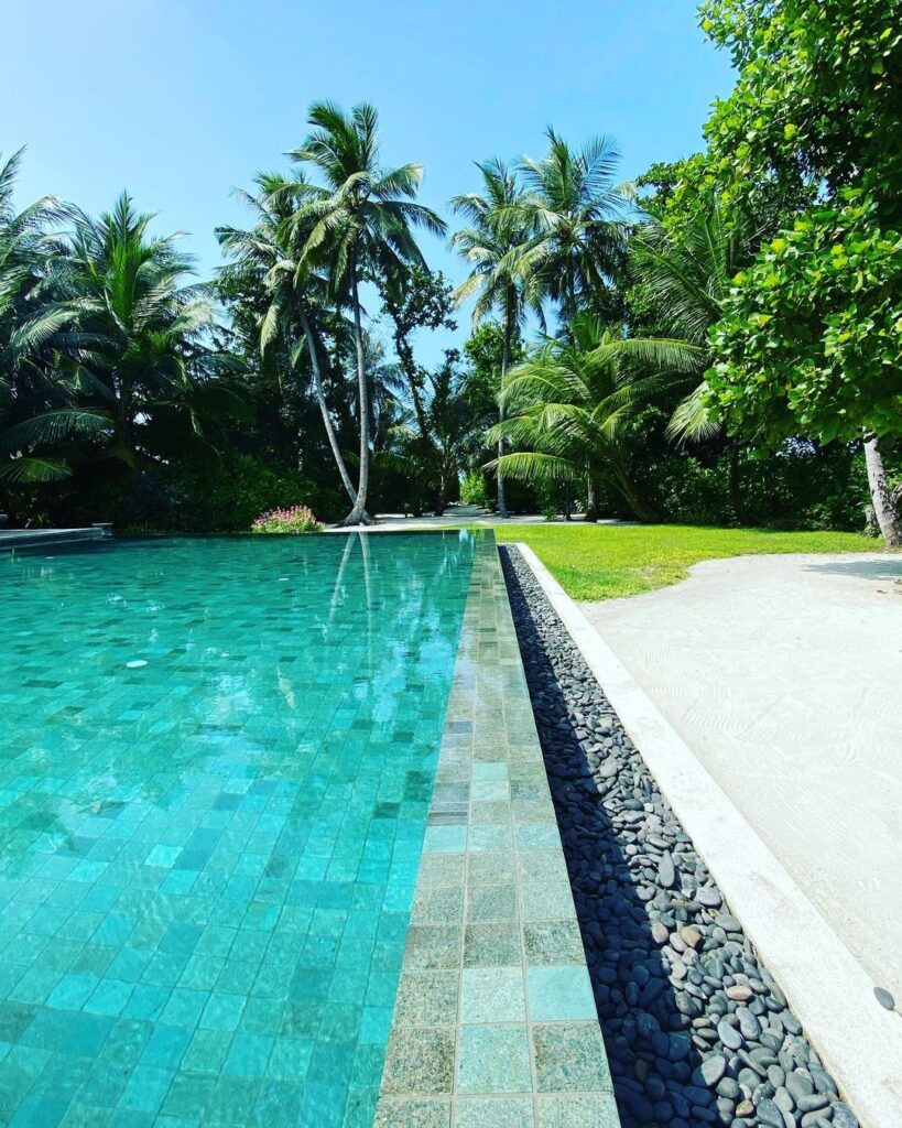 InterContinental Maldives Maamunagau with Bigga Stone - Feels Bali with ...