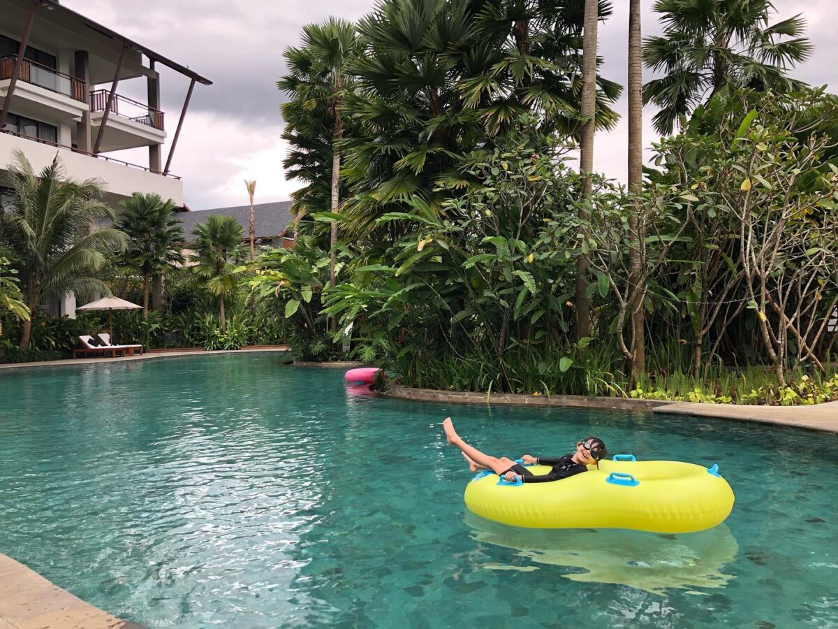 Review : Luxury Pullman Ciawi Vimala Hills Resort, Indonesia with Bali ...