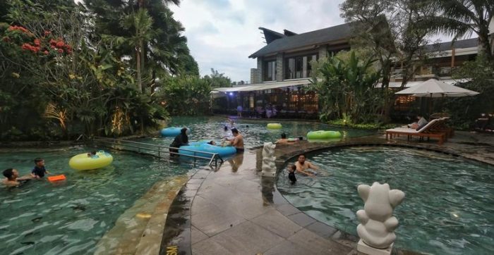 Review : Luxury Pullman Ciawi Vimala Hills Resort, Indonesia with Bali ...