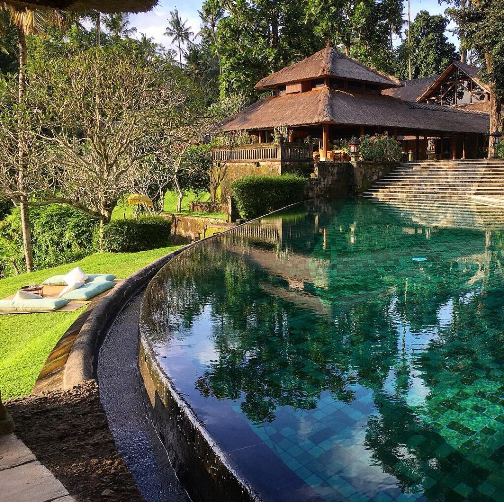 Review : The Serene Paradise of Amandari Resort, Ubud with Bali Stone